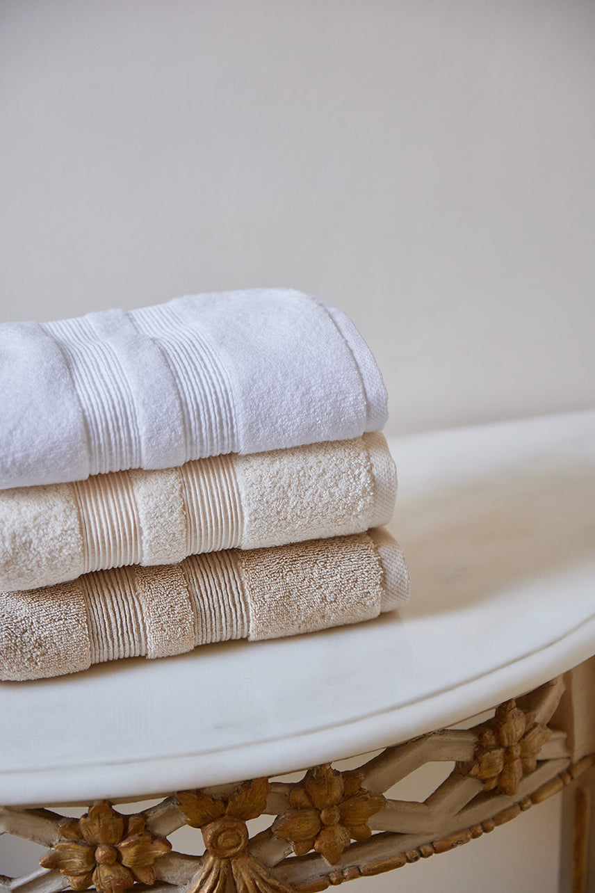 Horse embroidery | Table Linen | Torres Novas